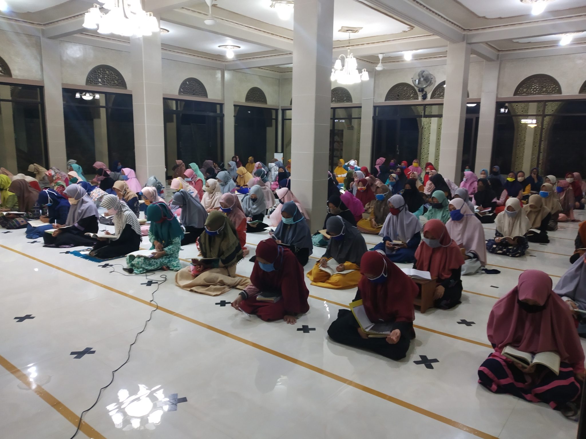 Madrasah Diniyah Putri Al-Khoirot - Pondok Pesantren Al-Khoirot Malang